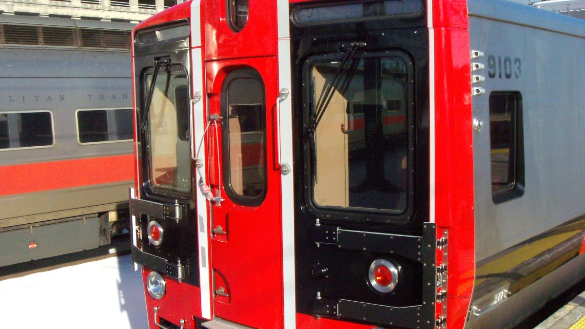 MTA Approves 60 New M8 Cars on Metro-North New Haven Line – NBC Connecticut