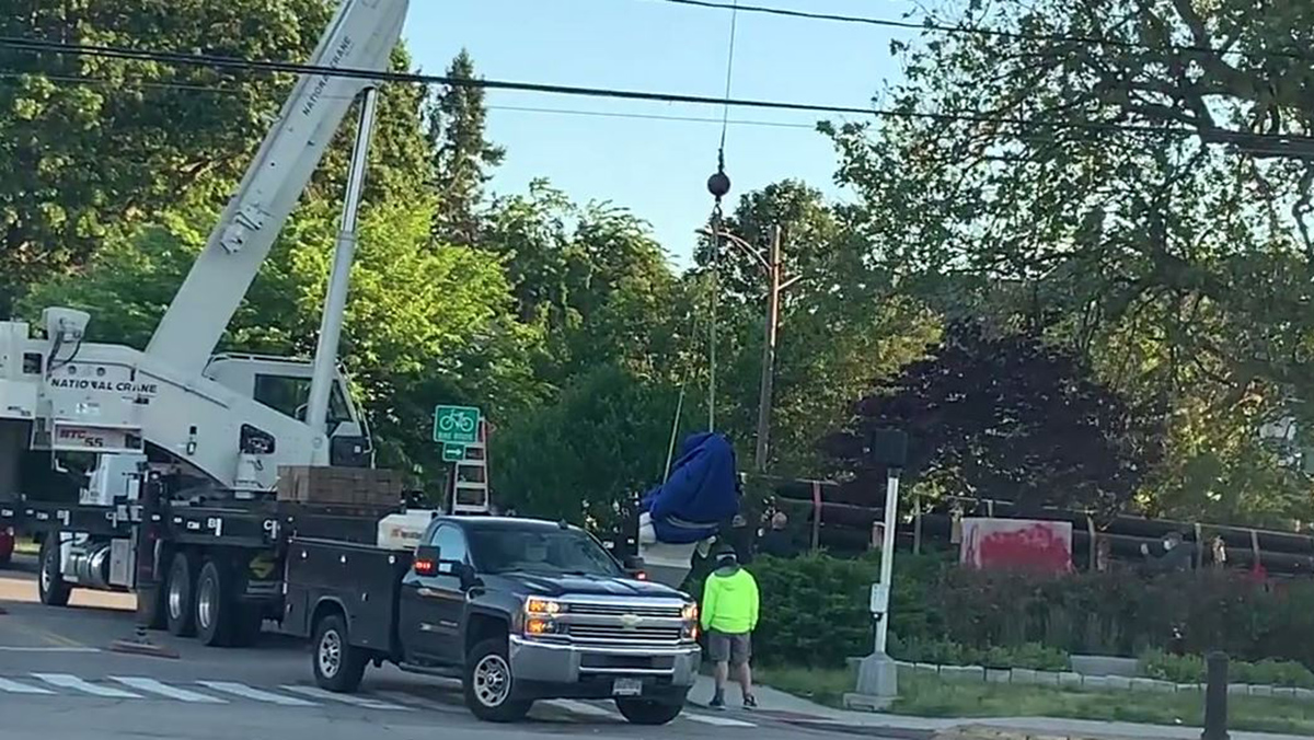 Christopher Columbus Statue in New London Taken Down – NBC Connecticut