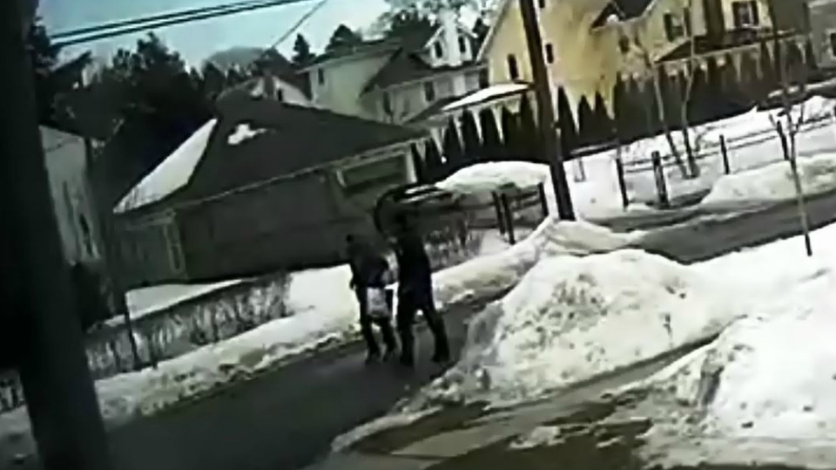 Robbers Tied Up Woman at Oil Company: Cops – NBC Connecticut