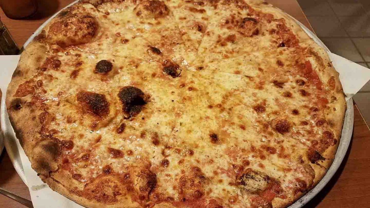 This Connecticut pizza spot was named the 2023 Pizzeria of the Year ...