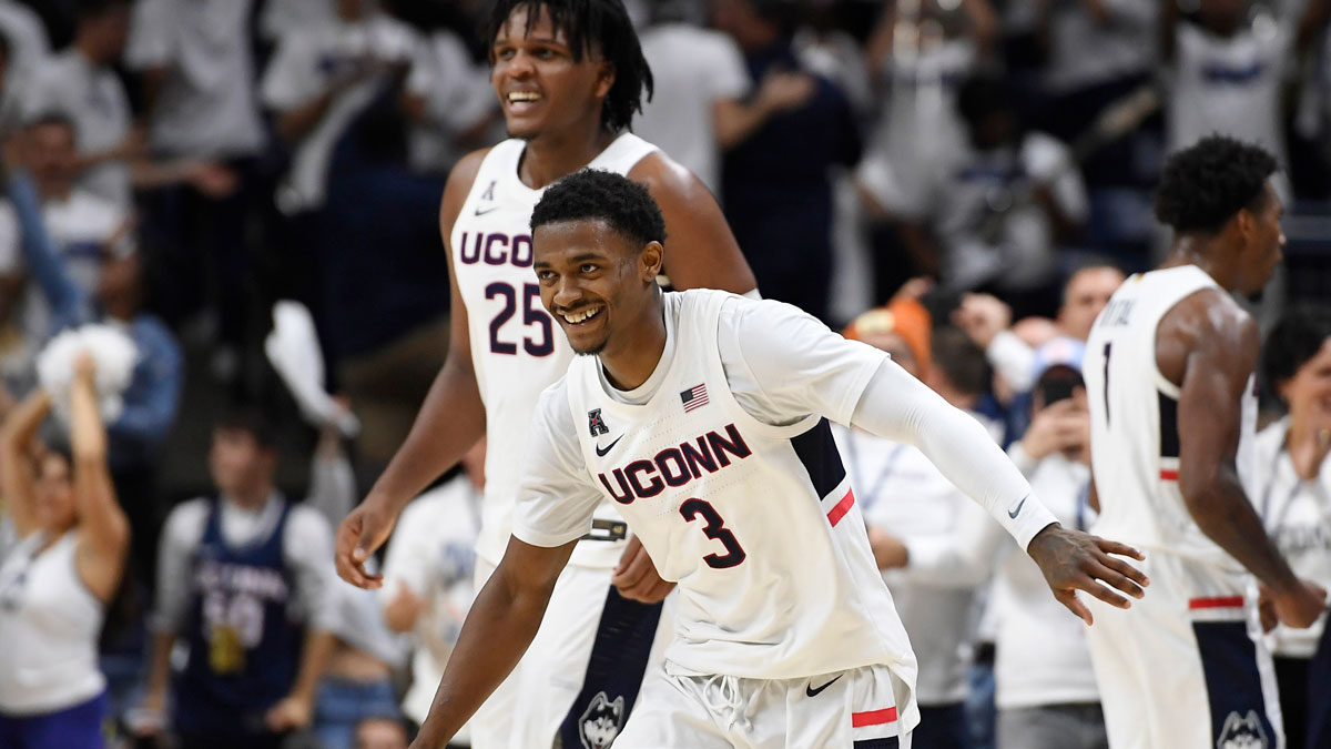 UConn Upsets No. 15 Florida 62-59 – NBC Connecticut