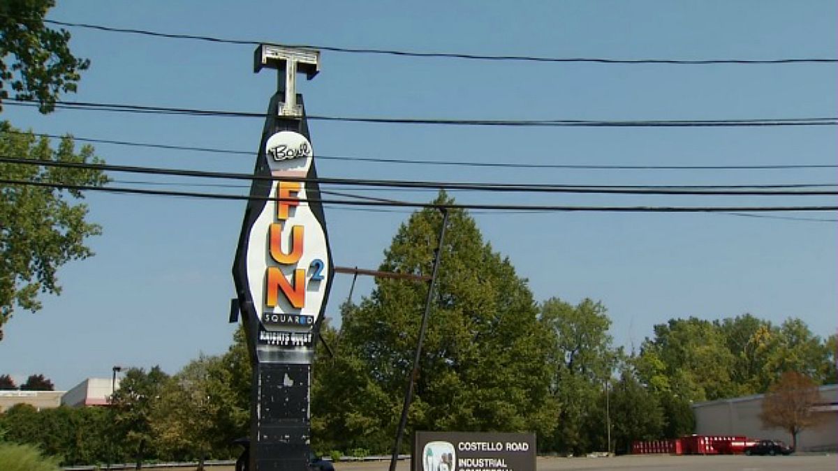 Iconic T-Bowl Alley Closing in Newington – NBC Connecticut