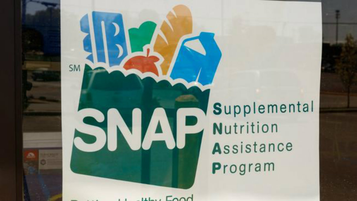 Partial SNAP benefits to be distributed within days, Lamont says – NBC ...