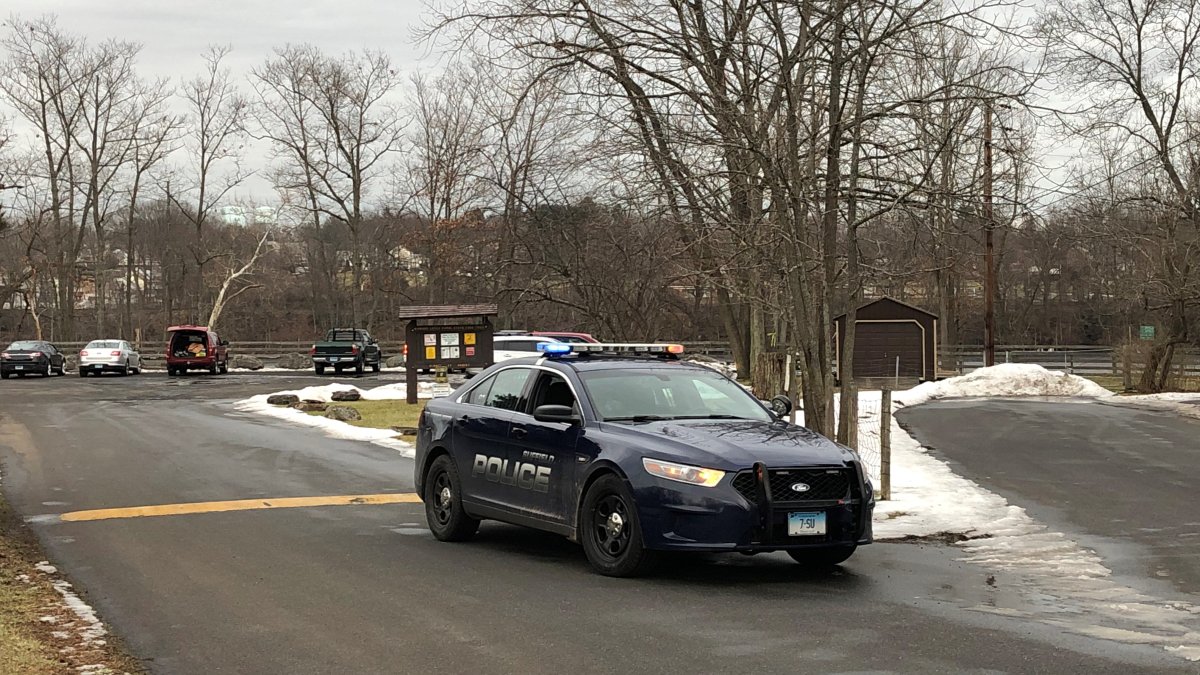 Womans Body Found Near Windsor Locks Canal In Suffield Nbc Connecticut
