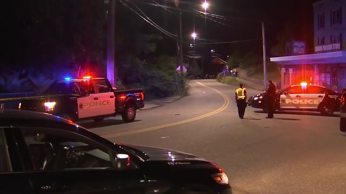 Police Search For Norwich Shooting Suspect Nbc Connecticut