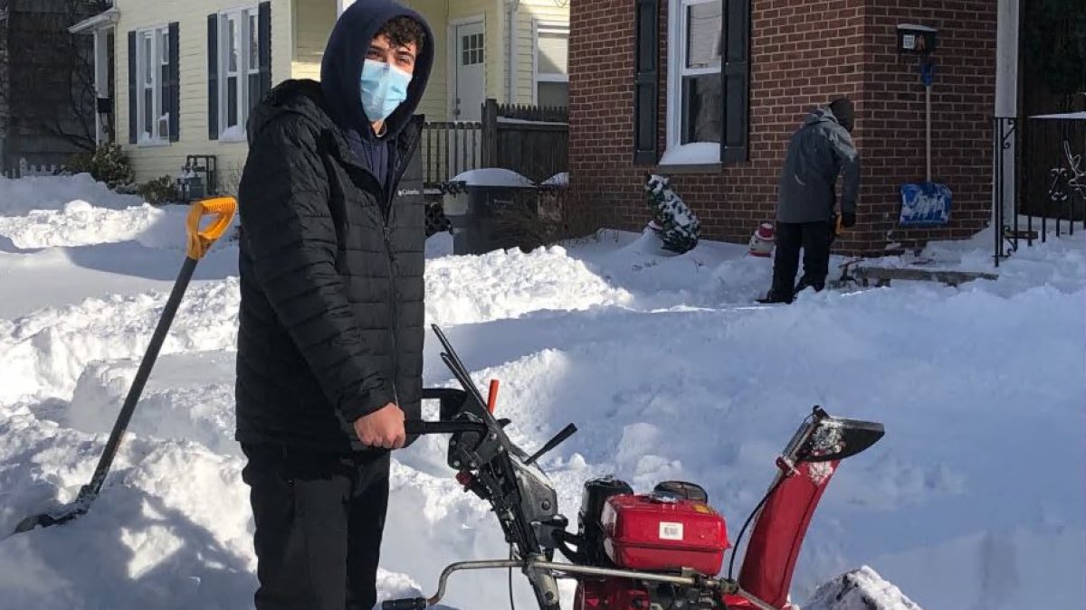 Digging Out, Neighbors Were Helping Neighbors – NBC Connecticut