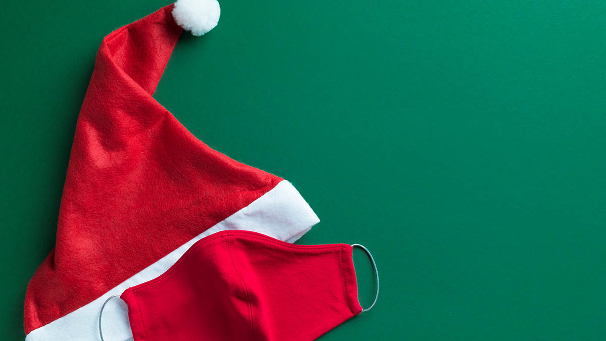 Sick Santa and Mrs. Claus May Have Exposed Dozens of Georgia Kids to ...