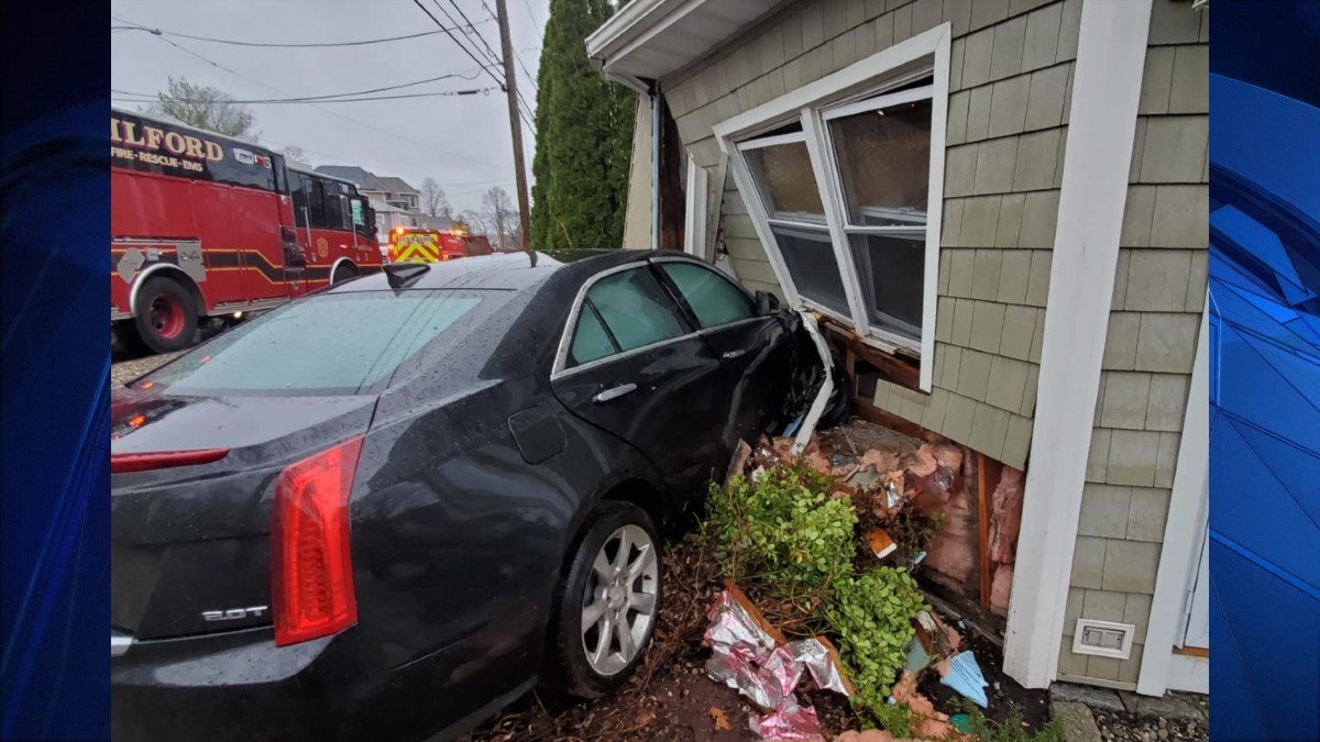 1 Injured After Car Crashes Into House in Milford: FD – NBC Connecticut