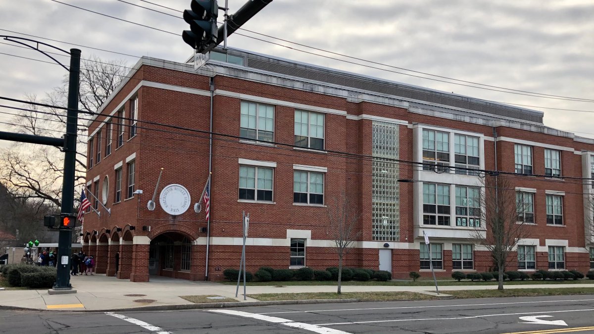 Pre-K Through 5th Grade Students in New Haven Begin Hybrid Learning ...