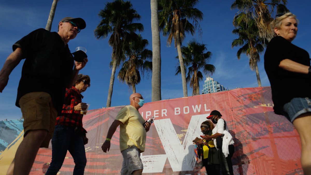 Super Bowl Party on for Fans in Tampa, Even If It’s More Low-Key – NBC ...