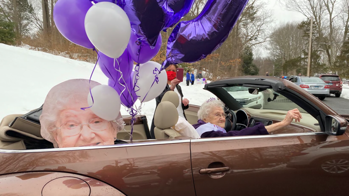 Friends and Family Celebrate 100-Year-Old Woman’s Birthday With Drive ...