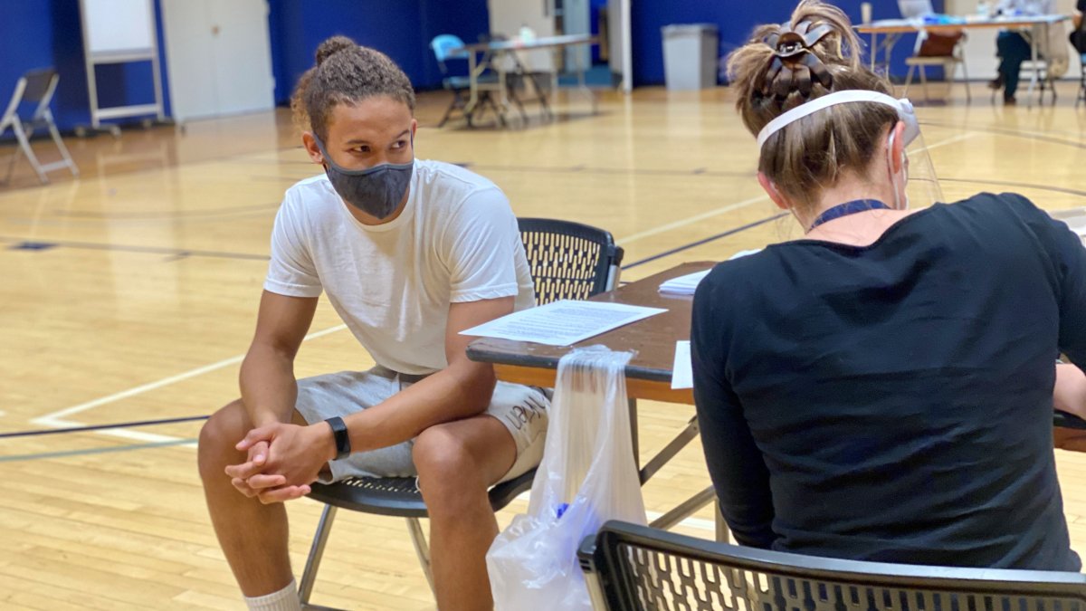 Connecticut College Students Get COVID Vaccine on Campus – NBC Connecticut