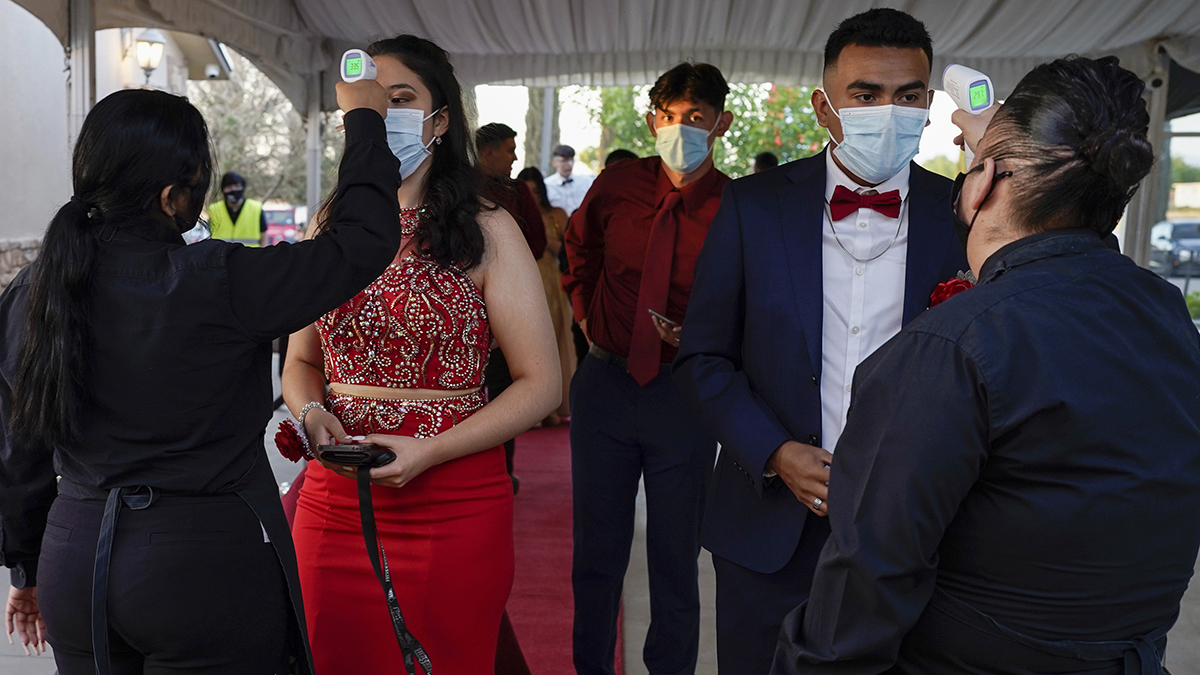 Some Proms Are Back, With Masks, Testing and Distancing – NBC Connecticut