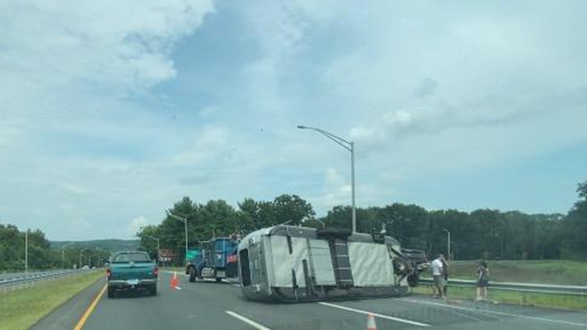 Crash Involving Camper Closes Part of I-395 North in Norwich – NBC ...