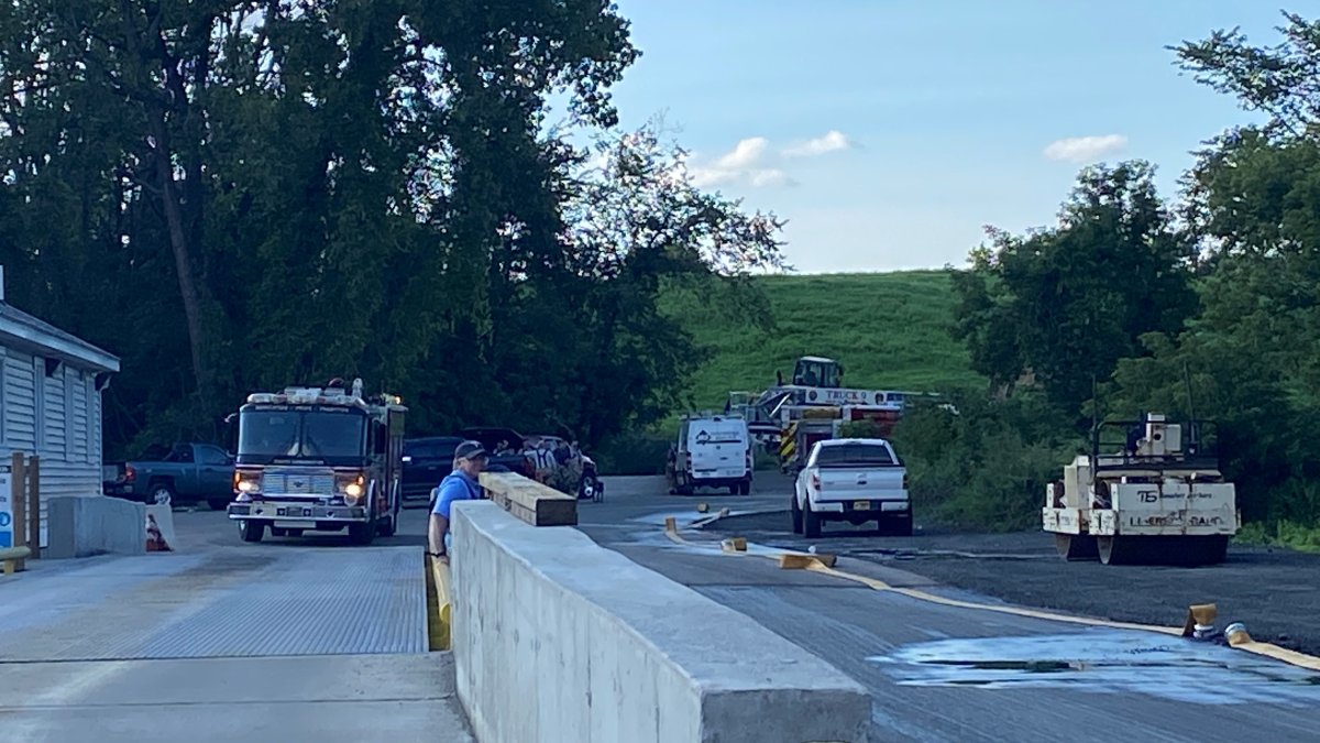 Fire Crews Battle Large Blaze at Waste Management Facility in Berlin ...