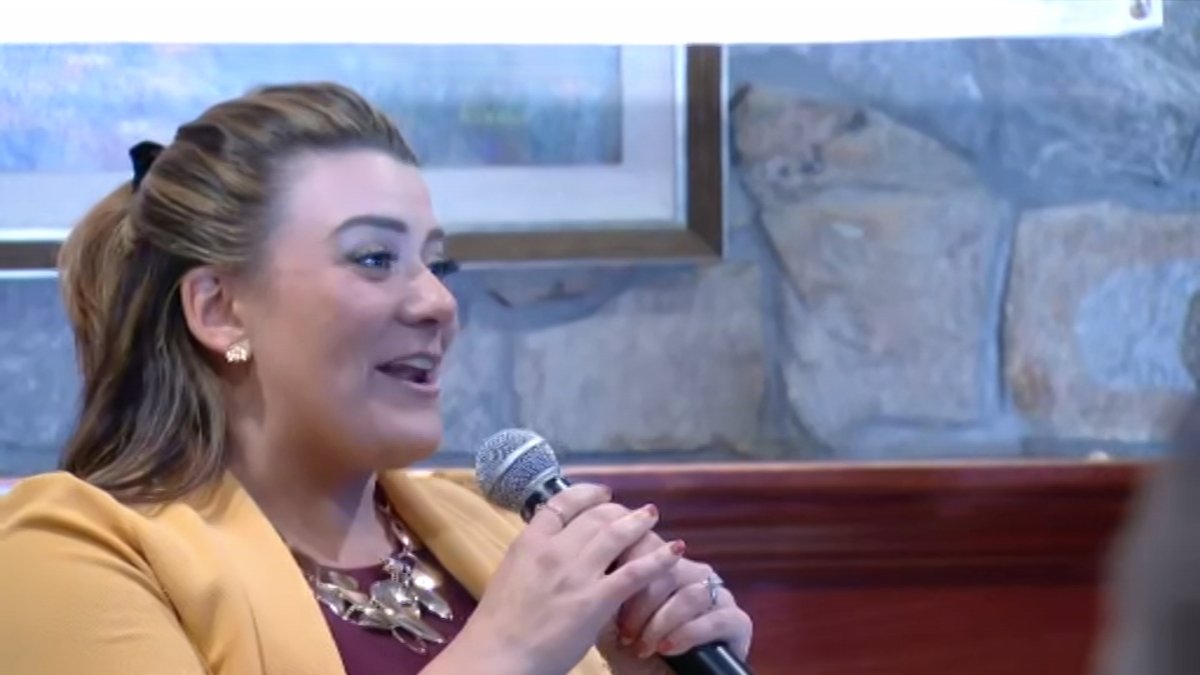 New Britain Mayor Erin Stewart Speaks to Supporters on Election Night ...