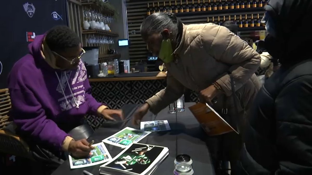 Jets Safety Jason Pinnock Returns to Connecticut for Autograph Signing ...