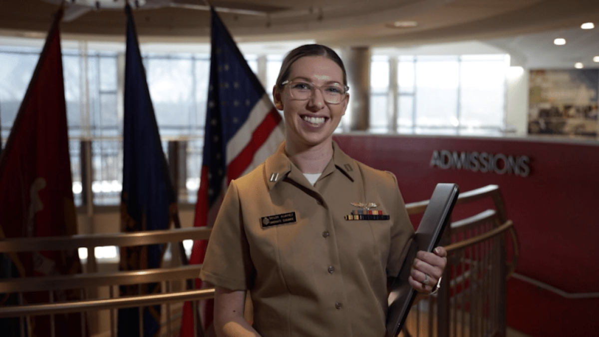 Navy Maternity Pilot Program Provides Uniforms for Pregnant Sailors ...