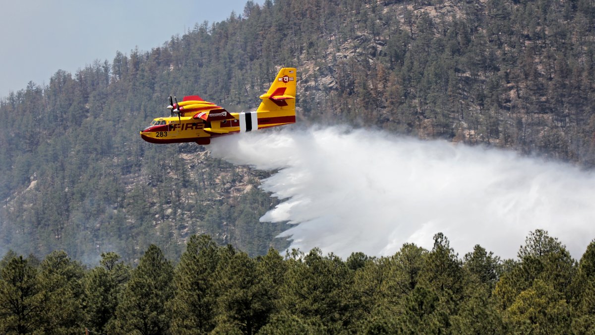 More Evacuations Expected Near Dangerous Southwest Wildfires – NBC ...