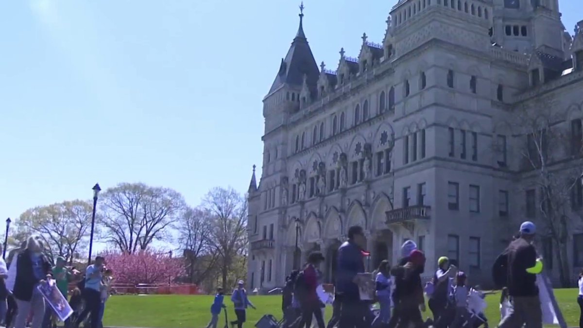 Rally Held in Hartford for International Workers Day – NBC Connecticut