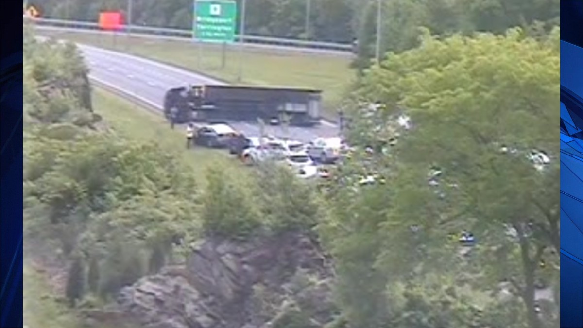 I 84 East In Middlebury Reopens After Tractor Trailer Overturns Nbc