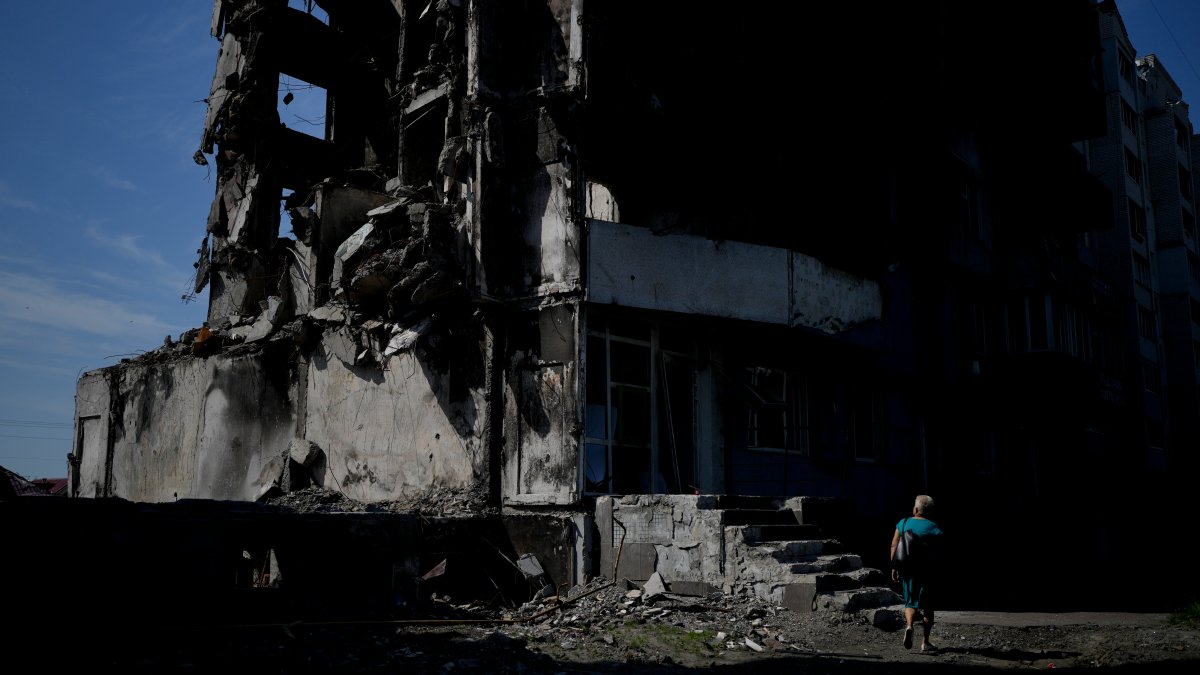 ‘Everything Is on Fire’: Ukraine Region Weathers Bombardment – NBC ...