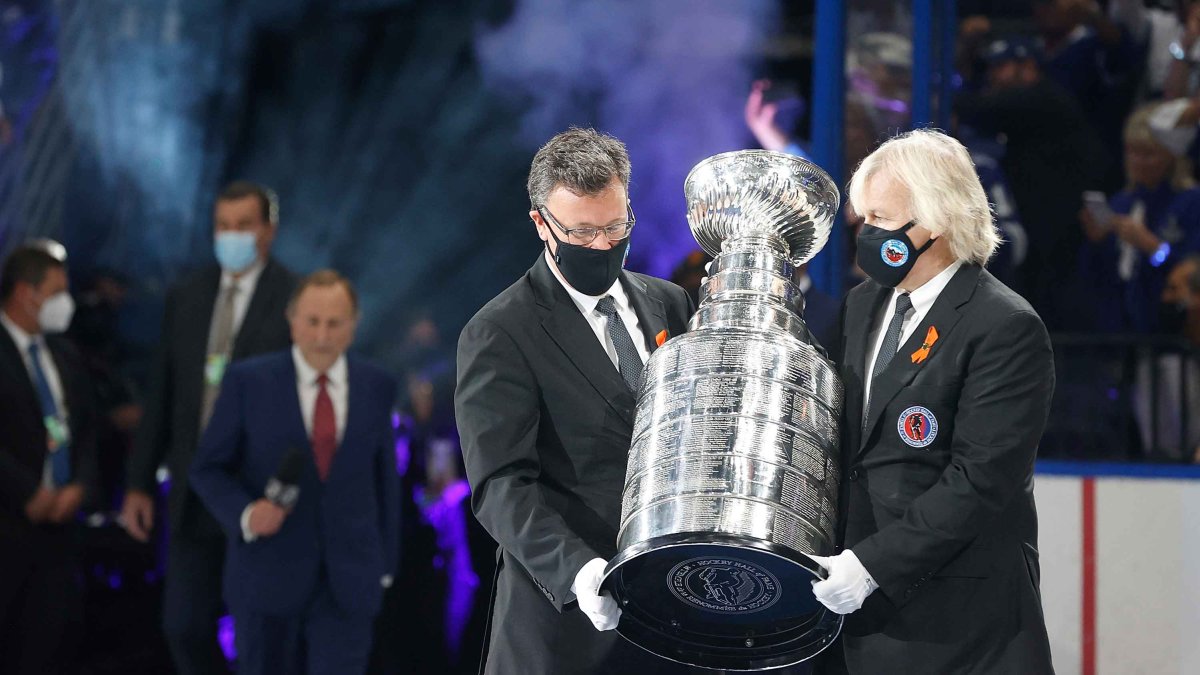 Stanley Cup Fun Facts: Height, Weight, Names and More – NBC Connecticut