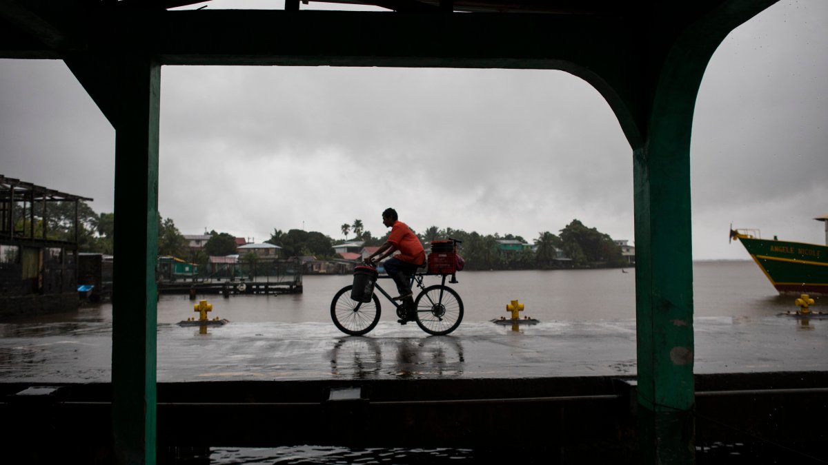 Tropical Storm Colin Threatens a Wet Weekend for Carolinas – NBC ...