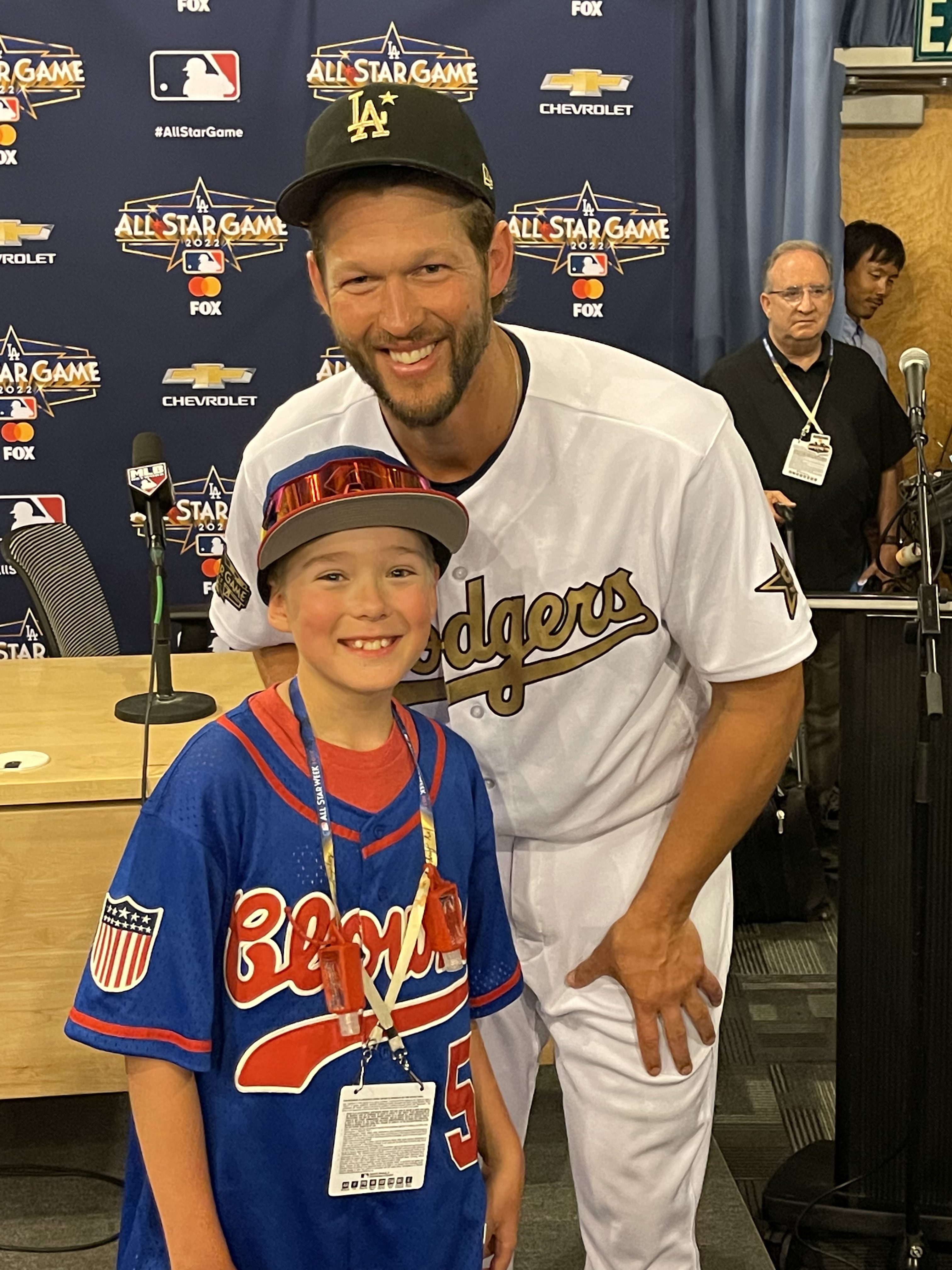 Young Fan’s Heartwarming Moment With Clayton Kershaw – NBC Connecticut