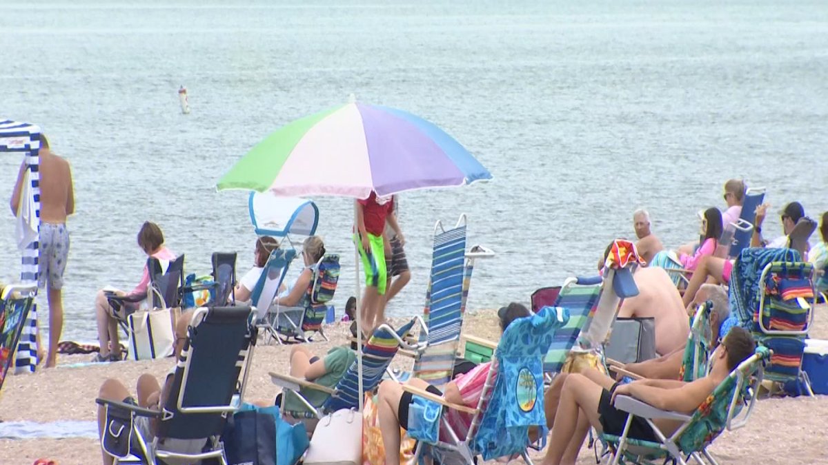 Families Carry Out Holiday Traditions at Conn. Shoreline – NBC Connecticut