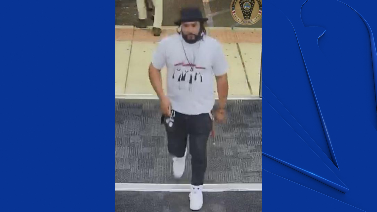 Man Exposed Himself to Woman After Offering to Examine Her Feet ...