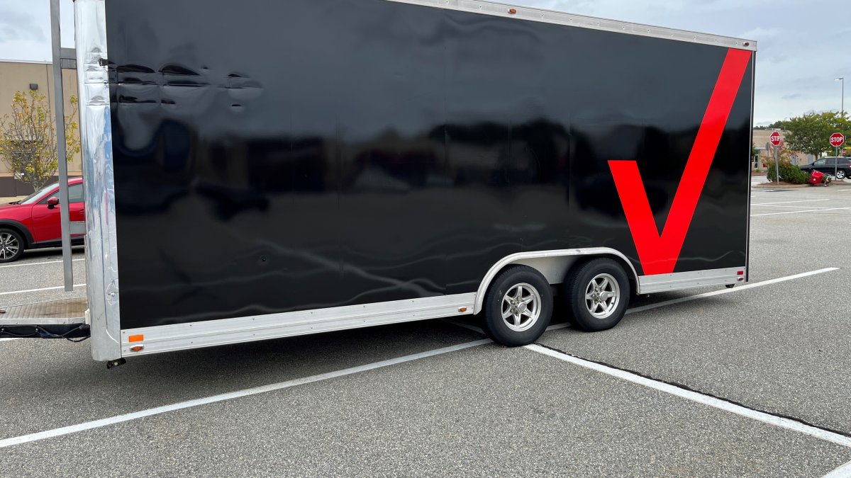 Dayville Wireless Zone Sends Mobile Trailer to Florida – NBC Connecticut