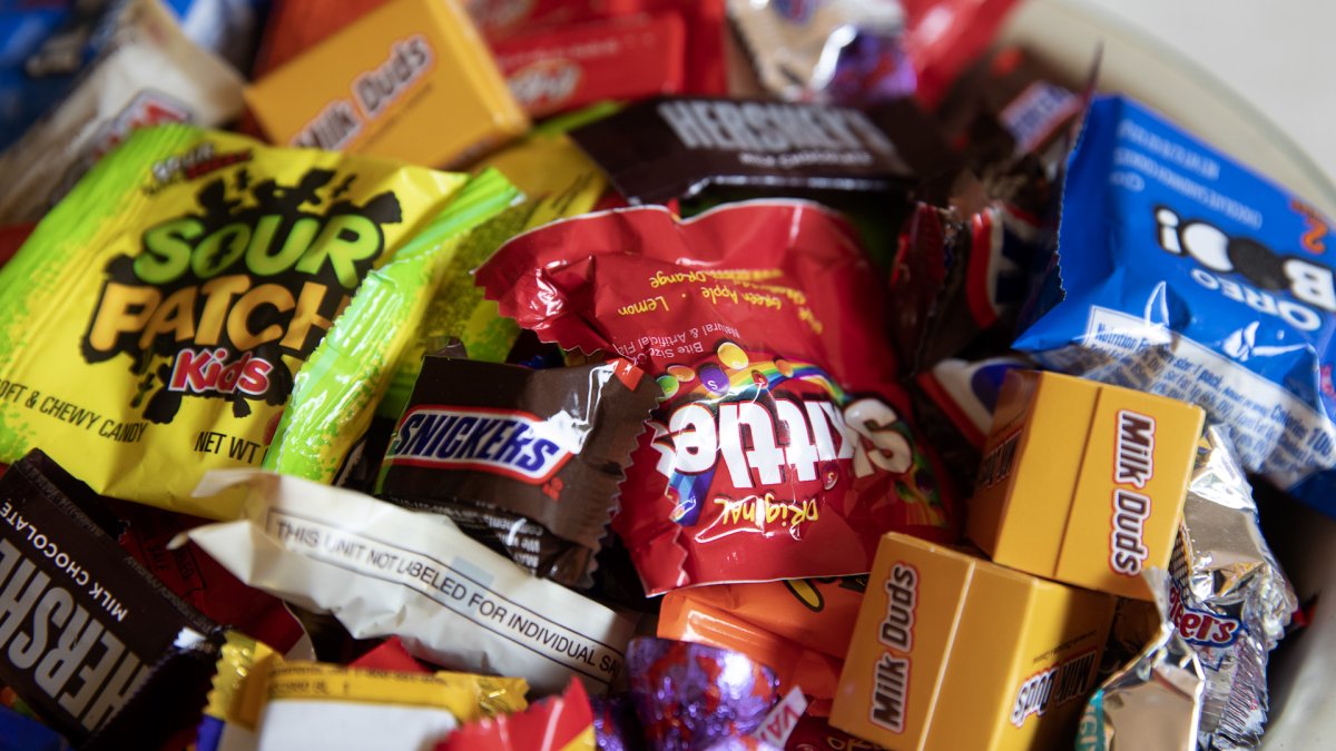 Leftover candy from Halloween? Here’s what to do with it – NBC Connecticut