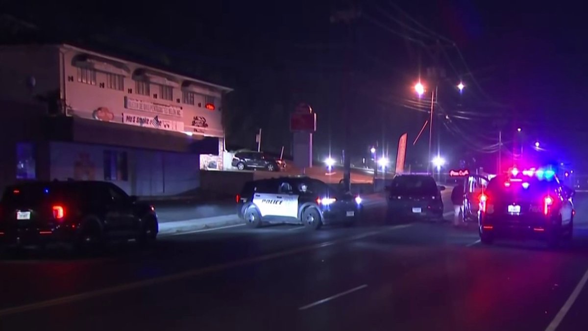 Car Drives Into Active Crime Scene, Hits Police Cruiser in Waterbury ...