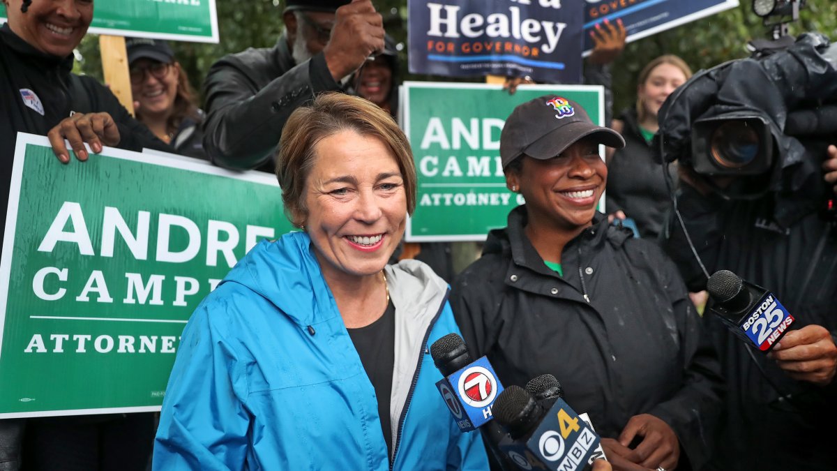 Maura Healy Becomes First Out Lesbian US Governor – NBC Connecticut