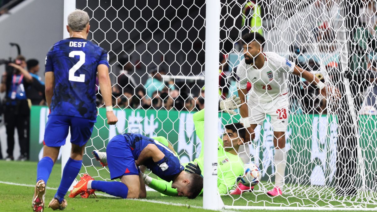 Christian Pulisic Listed Day-to-Day After Suffering Pelvic Injury ...