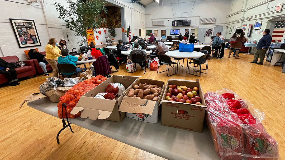 United Way Turkey Distribution Delivers Food, Hope in New Haven – NBC ...