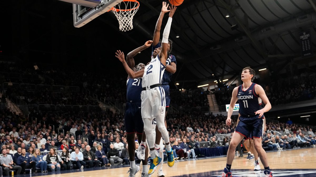 Adama Sanogo Shines as No. 3 UConn Stays Unbeaten – NBC Connecticut