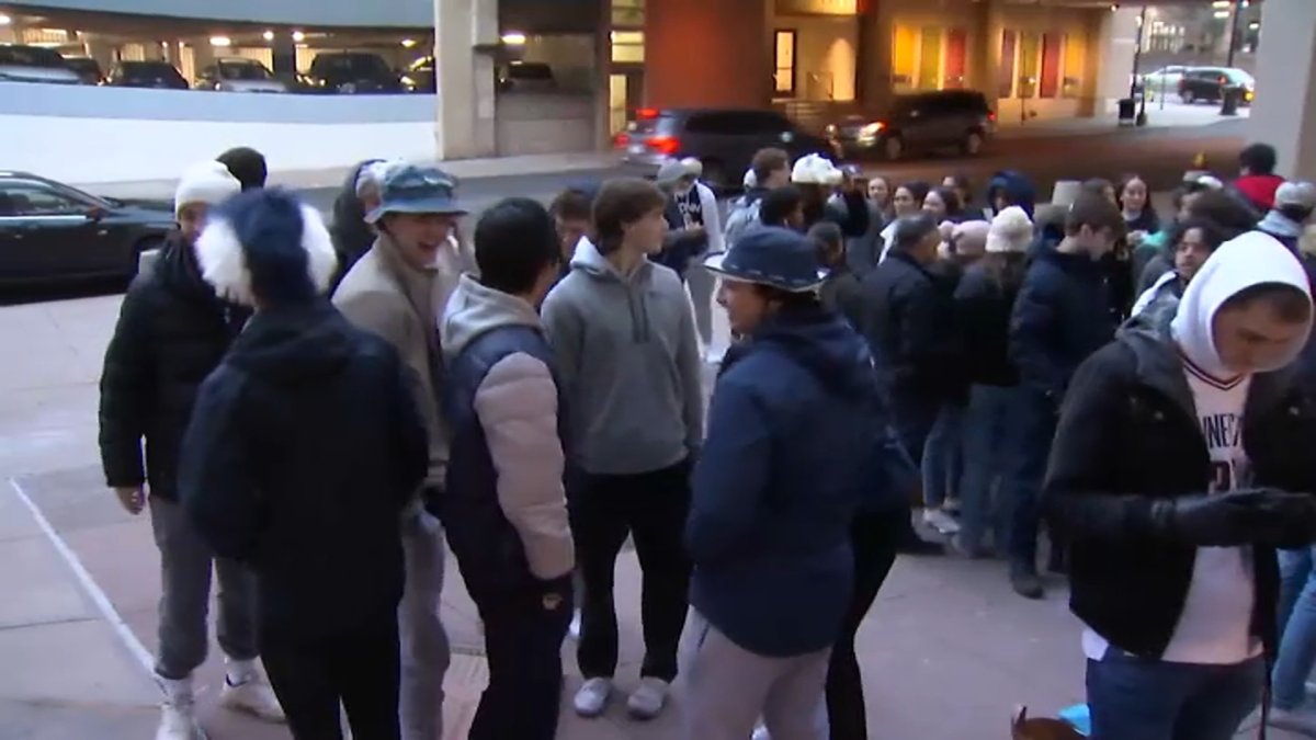 UConn-Villanova Game Brings Big Crowds to Hartford – NBC Connecticut