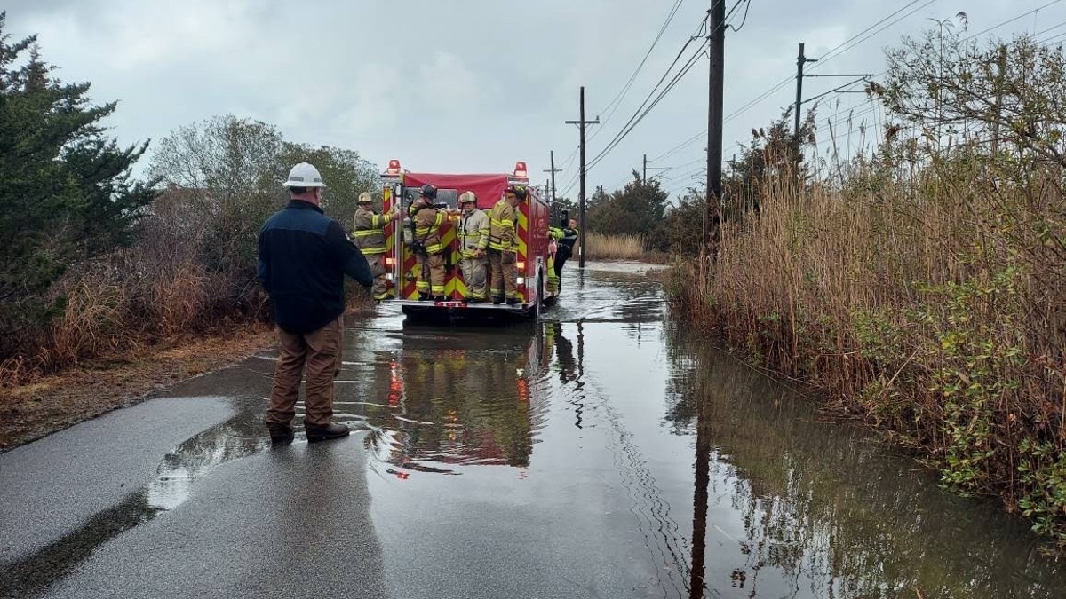 Firefighters Encounter Floodwaters While Responding to Call in ...