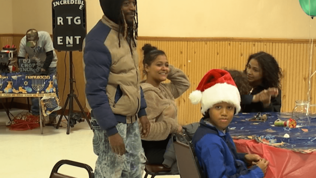 Holiday Party for Kids of Incarcerated Parents Aims to Illuminate Their ...