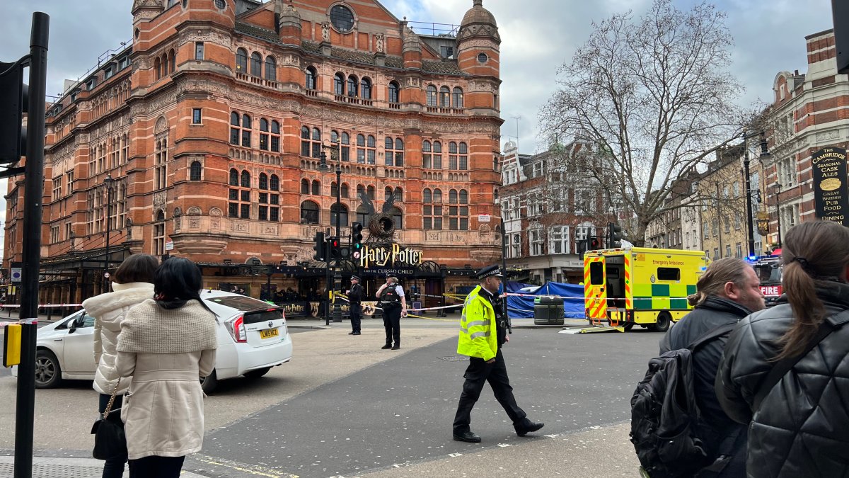 Man Crushed to Death Under Outdoor Urinal in London – NBC Connecticut