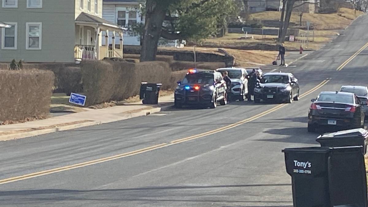 Man Arrested After Large Search in Meriden That Led to School Lockdowns ...