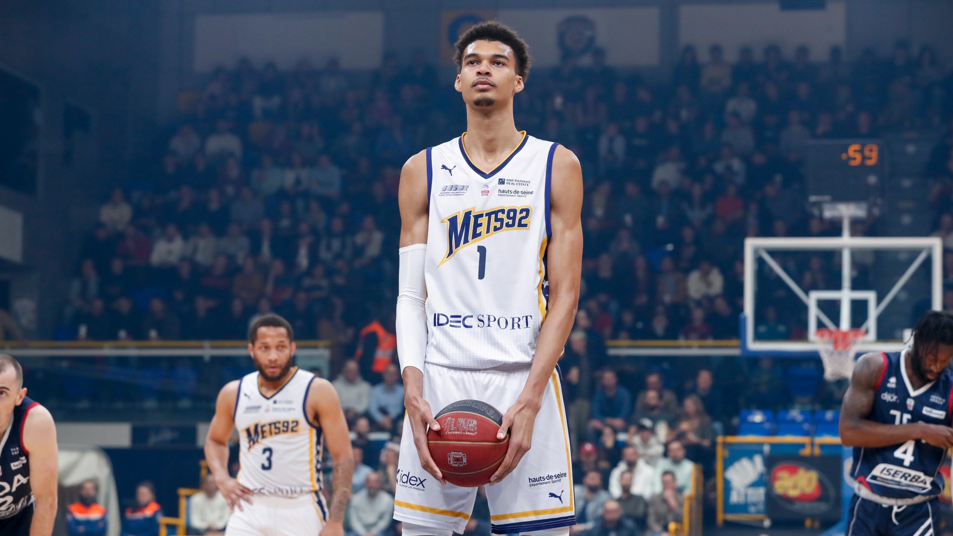 Quelle est la taille de Victor Wimpanyama ? La NBA à forte probabilité ...