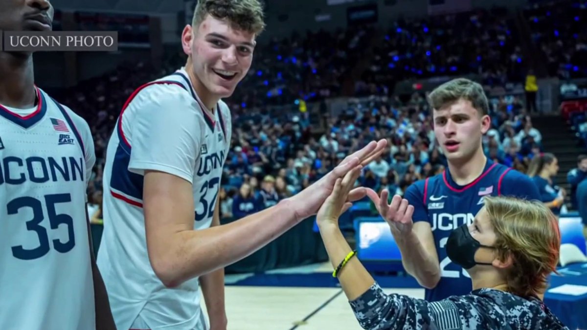 UConn Brings Special Fan With Them to Las Vegas for Sweet 16 – NBC ...