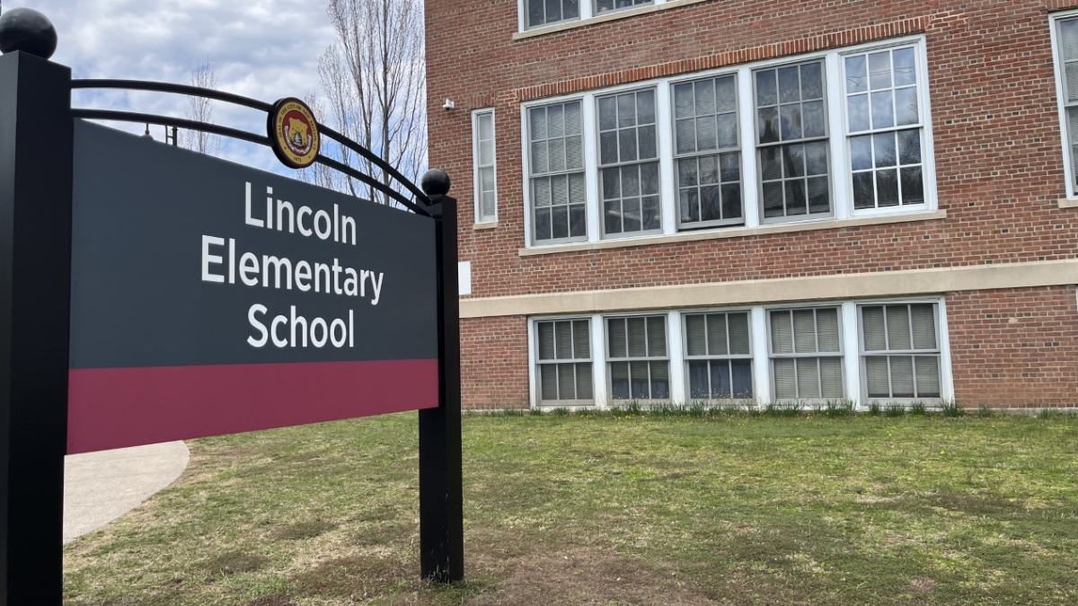 New Britain Elementary School Special Ed Teacher Arrested for Sex Assault: Warrant – NBC Connecticut