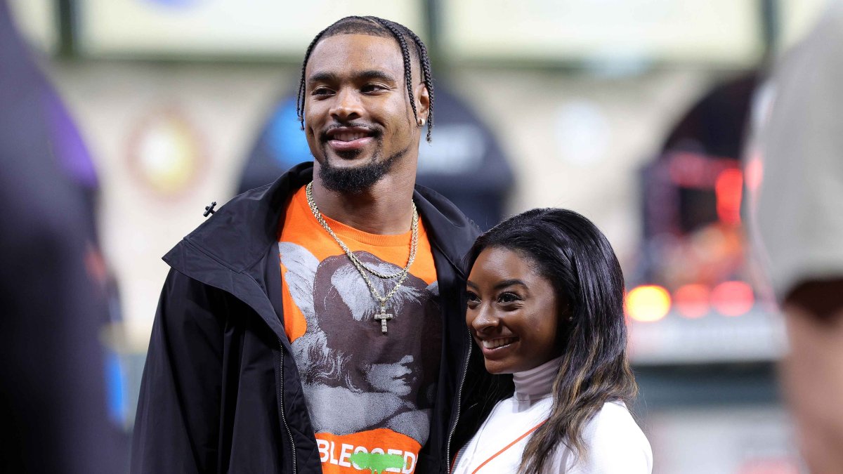 How Simone Biles felt about Jonathan Owens’ viral romance comments ...
