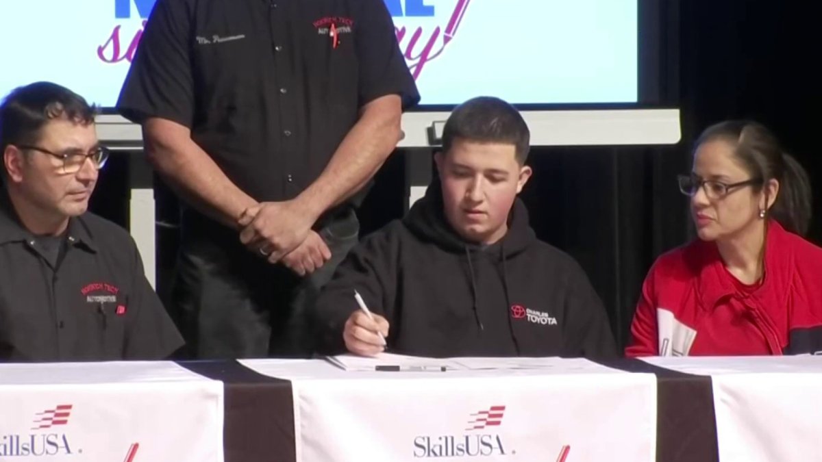 Seniors Take Part in Signing Day at Norwich Technical High School – NBC ...