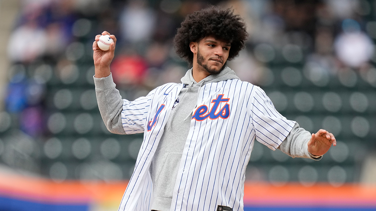 Andre Jackson Throws Out First Pitch as Mets Celebrate UConn’s ...