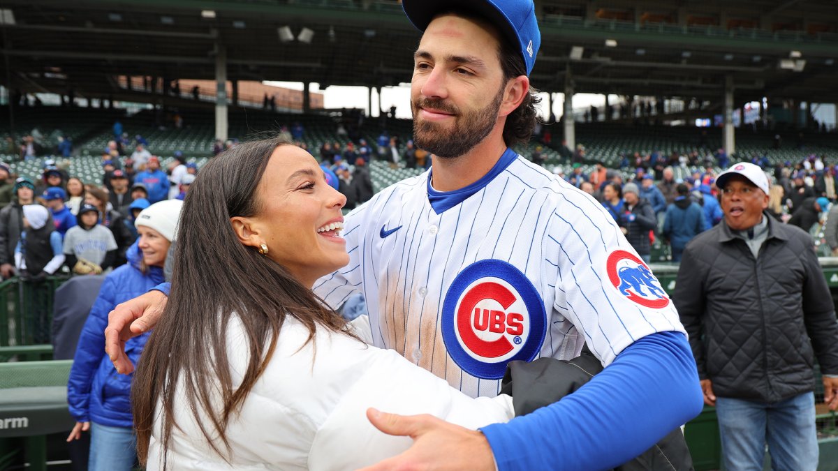 Dansby, Mallory Swanson announce pregnancy – NBC Chicago